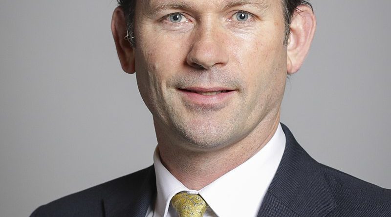 Charles Courtenay – 2022 Tribute to HM Queen Elizabeth II (19th Earl of ...